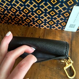 Tory Burch | Accessories | Tory Burch Emerson Flap Card Case Wallet ...